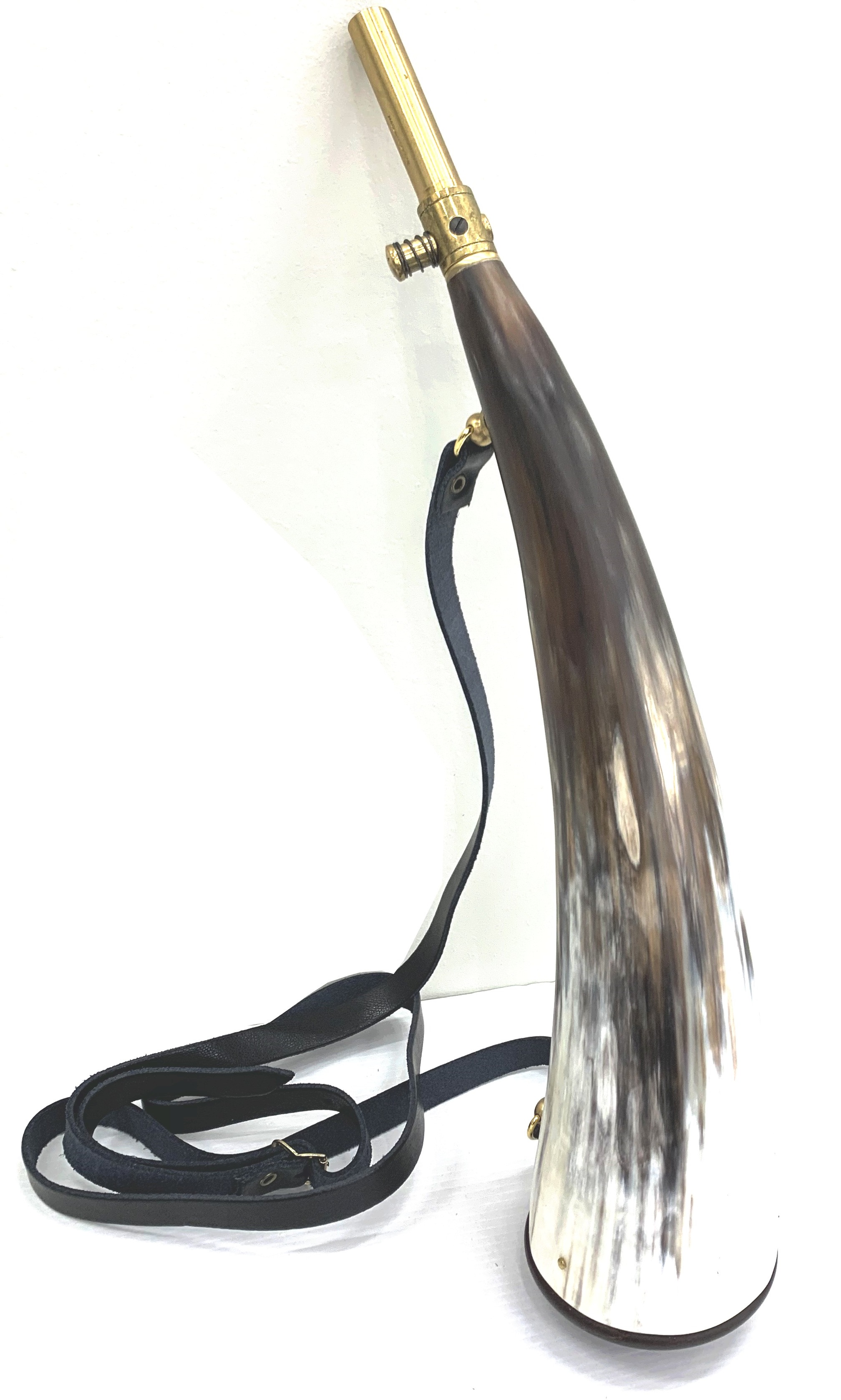 Poire à poudre en corne véritable PIETTA - Armes Poudre Noire sur ...