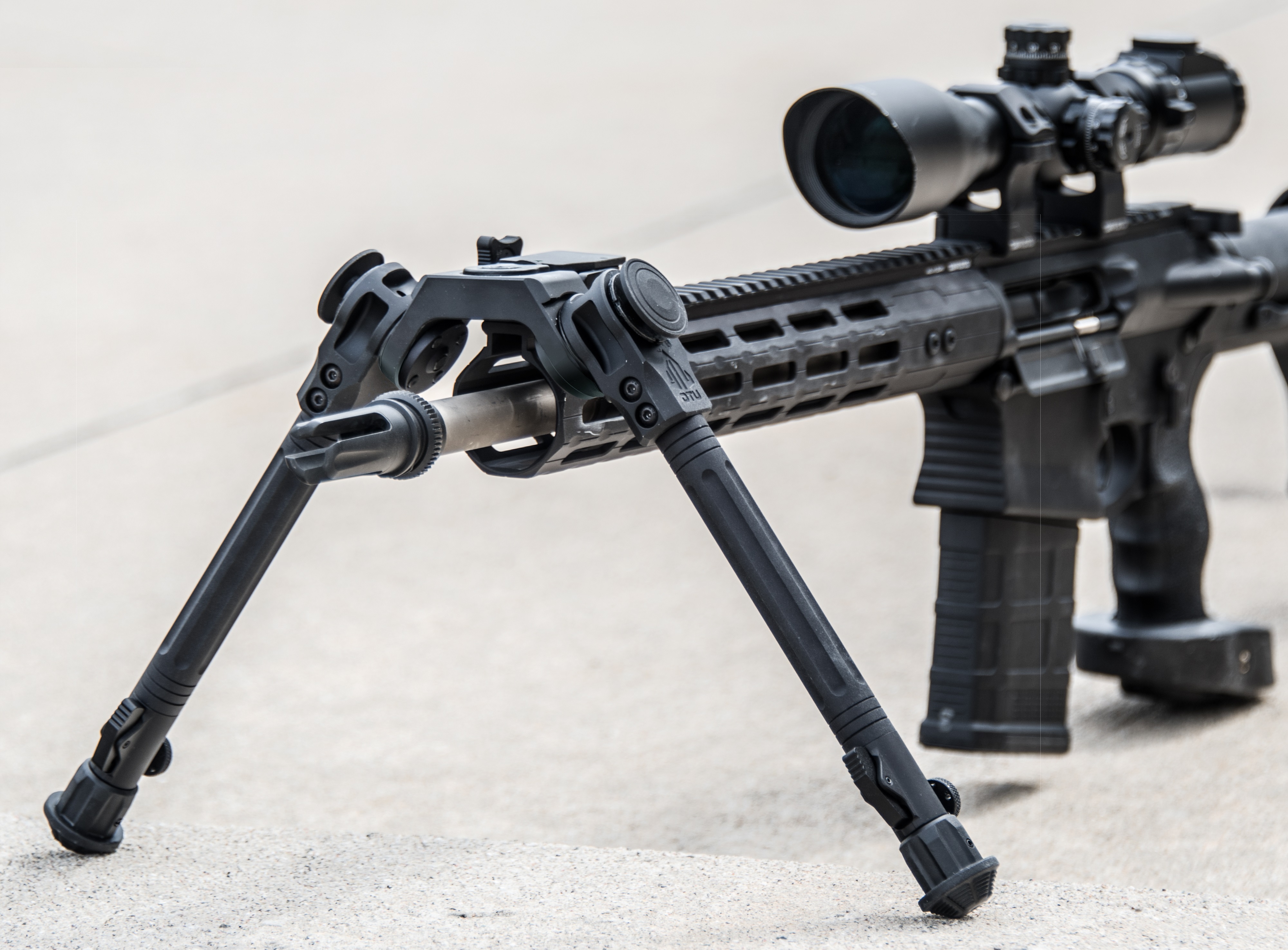 Bipied tactical UTG OVER BORE Fixation picatinny 7-11" - Carabines de ...